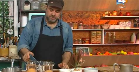 Marcelo Bornio Enseña A Preparar Zapallitos Rellenos