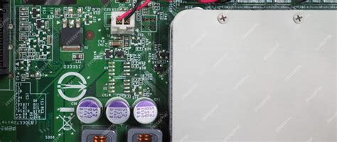 반도체 컴퓨터의 녹색 마더보드에 있는 Cpu 칩 반도체 마더보드 회로 기판 제조 칩 Pcb 기술이 적용된 하이테크 컴퓨터