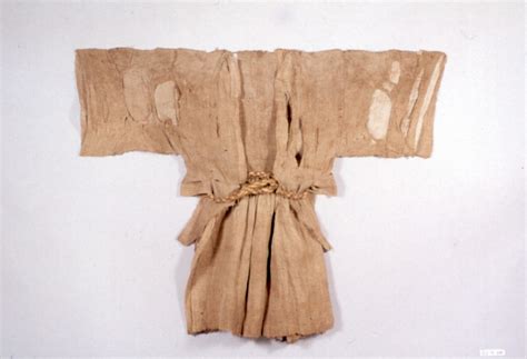 조선시대 왕이 정사를 볼 때 입는 옷 상복 常服