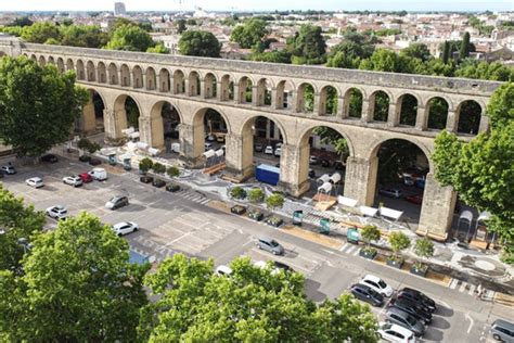 Ephemeral Architectures Engaging Communities Through Temporary