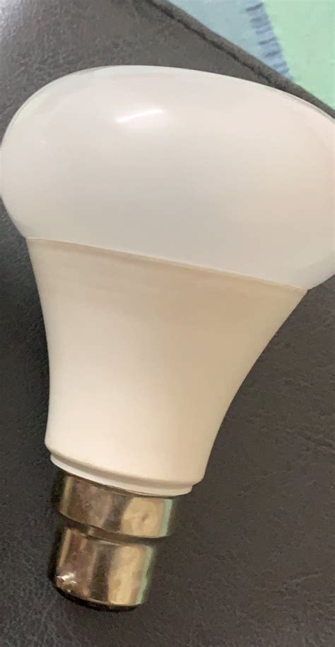 Aluminum W Led Bulb Cool Daylight At Rs Piece In Nagpur Id