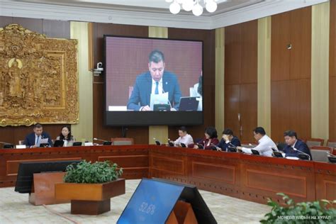 ХЗБХ Үндсэн хуулийн цэцийн гишүүнийг үүрэгт ажлаас чөлөөлөх асуудлыг хэлэлцэв