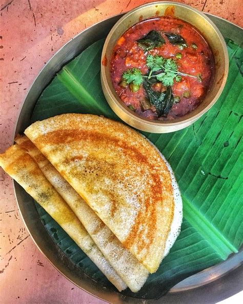 Delicious Vegetable Curry With Crisp Dosa