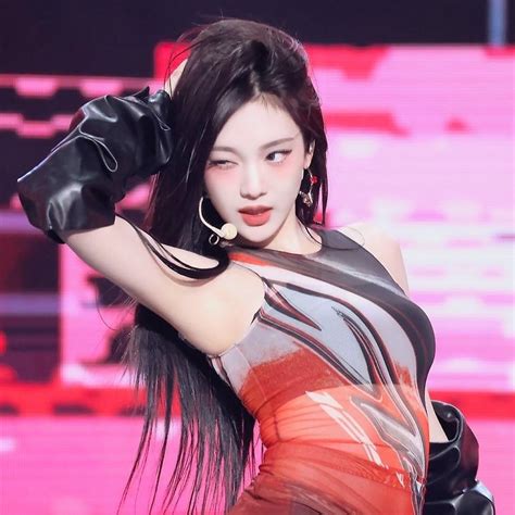 이제 무대를 씹어먹는 에스파 닝닝이 여우같당 팬플러스 커뮤니티