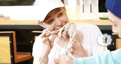 Hell Ogoodbye The Way Jiyong Holds And Porn Photo Pics