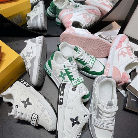 Bata Lv Shoes With Beautiful Color Combination 3 Segment High Soles