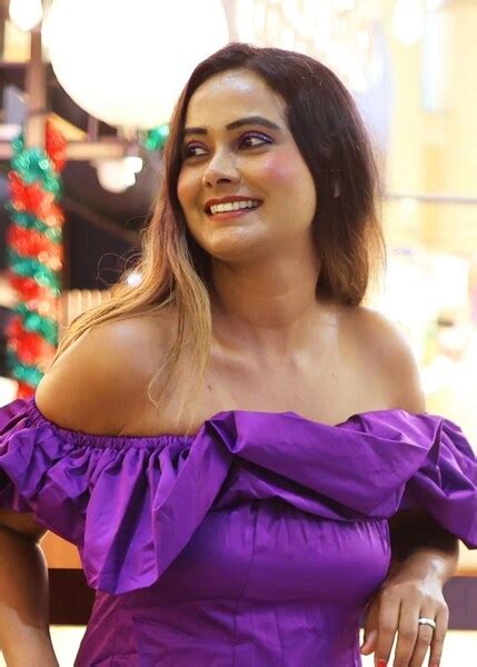 Gitika Singh Kamra Latest News Videos Photos Biography Blogs