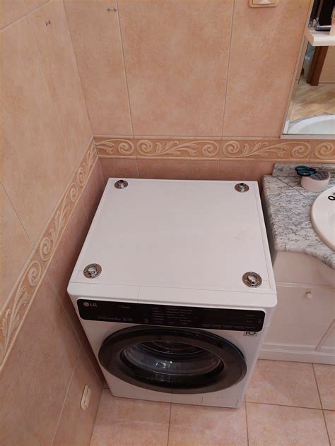 Полка между стиральной и сушильной 80 фото