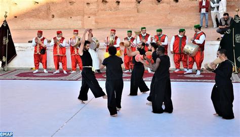 قافلة مراكش للرقص المعاصر عروض فنية تسافر بالجمهور في عوالم روحية مراكش الان Marrakech