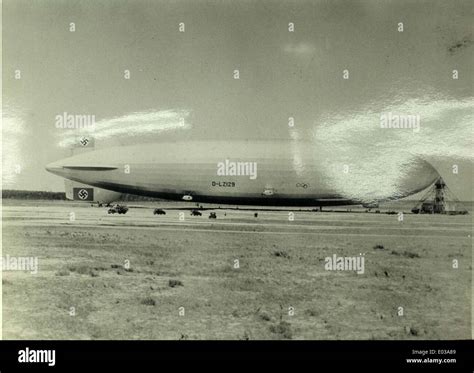 Zeppelin Luftschiffbau Fotos Und Bildmaterial In Hoher Auflösung Alamy