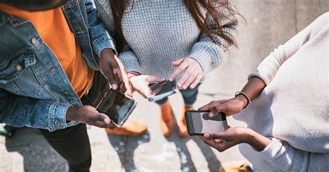 Indoor And Outdoor Cellular Coverage Rss