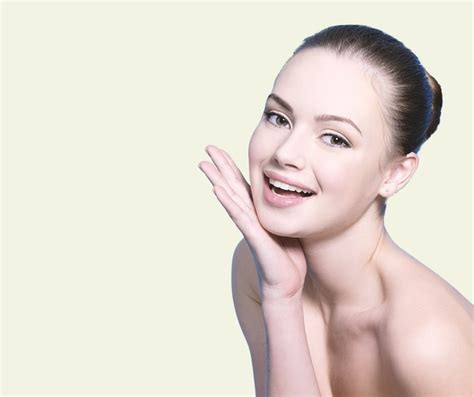 Skin Whitening Treatment In Surat Elegance Clinic