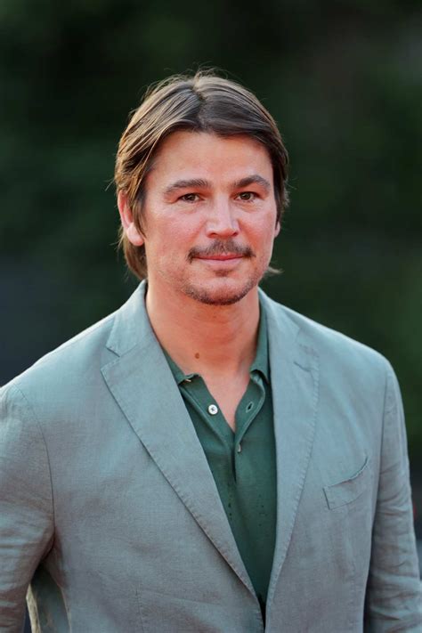 Josh Hartnett Reveals Why He Doesnt Want His Daughters To Follow His Path Into Hollywood