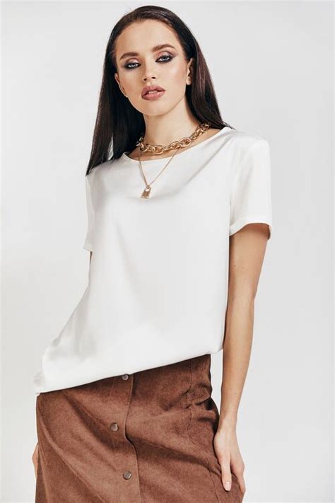 Купити Футболка штучний шовк молочна футболка колір білий матеріал штучний шовк стиль