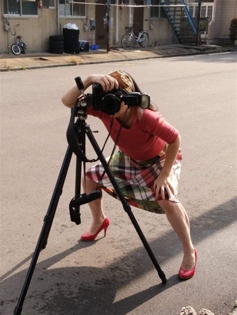 写真図版 枚目 自撮り人妻熟女写真家マキエマキが昭和B級エロを表現する理由 AERA dot アエラドット