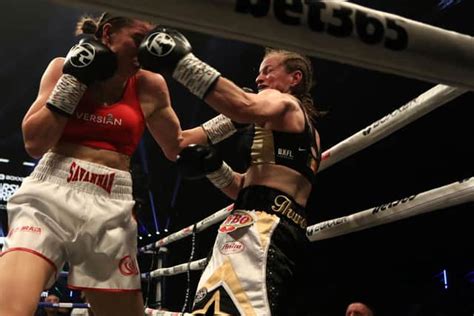 Joe Ramage Emphatic Savannah Marshall Punching Her Way To Womens