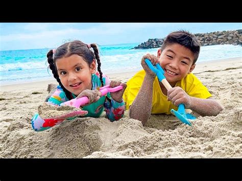 Ellie Alex And Eric Beach Day Surprise Treasures And Trash Clean Up