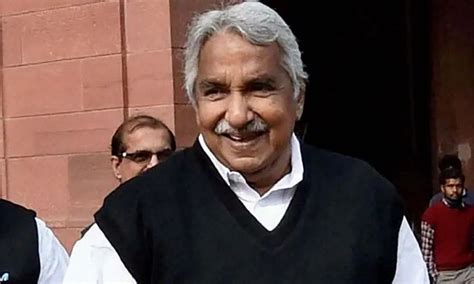 ഉമ്മന്‍ ചാണ്ടിയുടെ സംസ്‌കാരത്തിന് ഔദ്യോഗിക ബഹുമതി വേണ്ടെന്ന് കുടുംബം Ke™