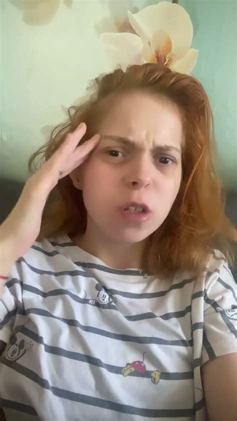 Там на столе Youtube