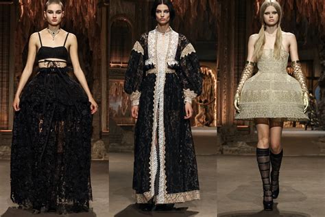 Baroque Fashion 2022