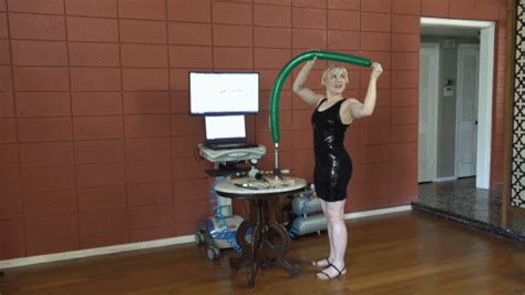 Zonah Tests The Pressure Required To Inflate 350 260 And 160 Entertainer Balloons Mp4 1080p