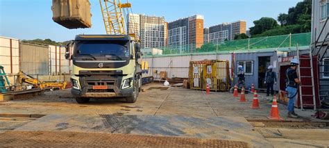 2023년 8월 7일 아침조회 현장주변점검 1버팀보공설치 가시설상부 이동통로 까치발 설치 가시설상부 이동발판 까치발