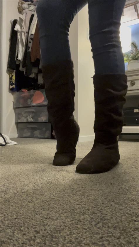 Warning Warning Boot Removal Part 1 In Progress Rshoeremoval