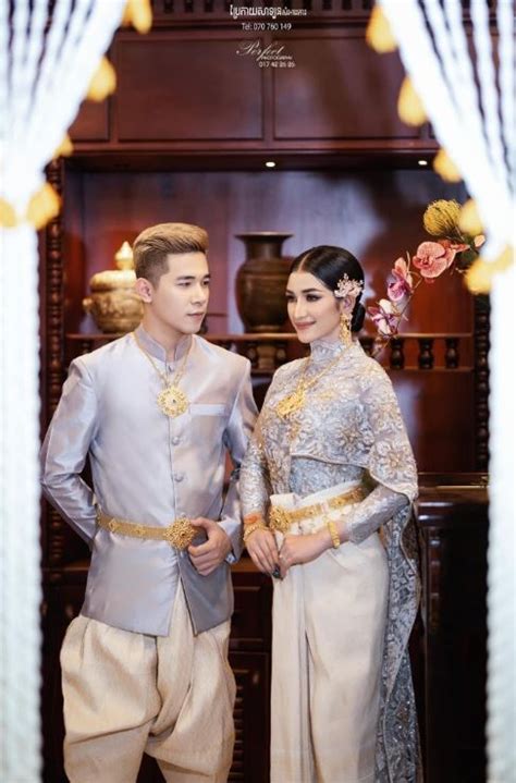 សុភាព បុរស ពិតៗ លោកគ្រូពេទ្យ ពន្លឺ ថតសម្អាងការមិនហ៊ានសូម្បីប៉ះតួស្រី មានវីដេអូ Khmerload