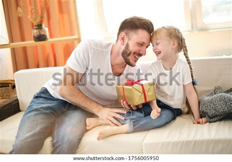 Father Daughter Handsome Young Man Gives库存照片1756005950 Shutterstock