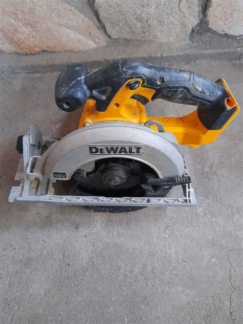 Акумулаторен ръчен циркуляр DCS 391 Dewalt гр. София Център • OLX.bg