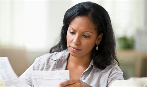 Fixed energy deals trap warning as bill payers may get a better deal if they wait | Personal ...