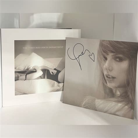 Taylor Swift Media Taylor Swift Signed Photo Insert The Tortured