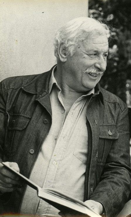 პოზიტიური 1924 წლის 1 მაისს დაიბადა არაჩვეულებრივი მსახიობი და მაგარი კაცი დოდო დავით