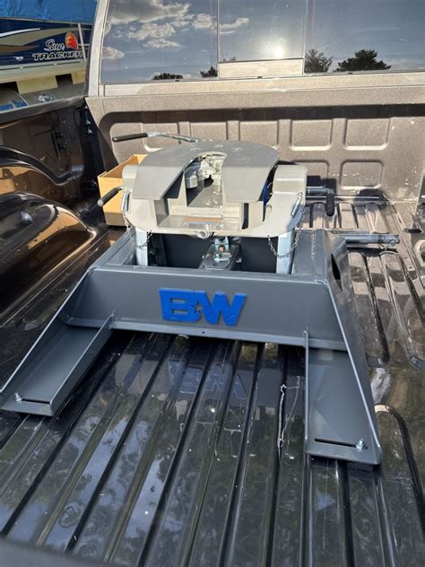 Bandw Companion Gooseneck To 5th Wheel Trailer Hitch Adapter Dual Jaw