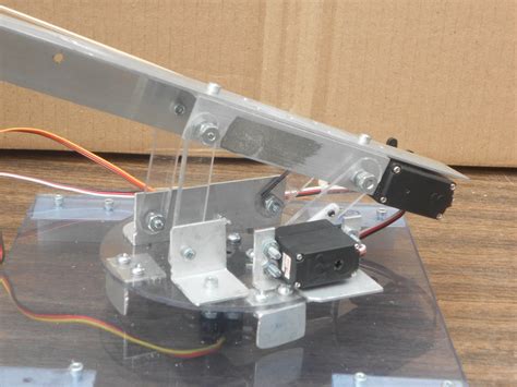 6 Shot Arduino Rubber Band Turret Wii Nunchuck Arduino 5 Steps