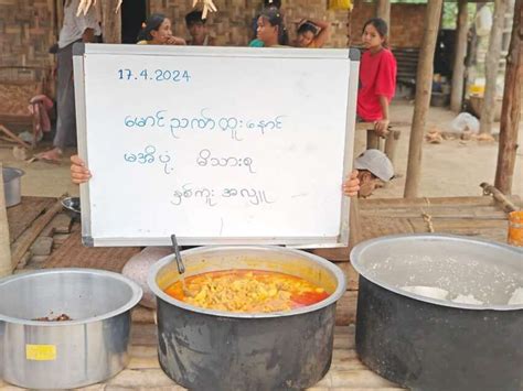 ဆားလင်းကြီးရှိ စစ်ရှောင်စခန်း ၄ နေရာမှ စစ်ရှောင်ပြည်သူများကို ထမင်းတစ