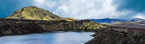 Hnausapollur Cratere Cratere Con Allinterno Il Lago Blàhylur