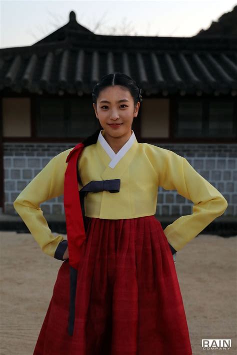 슈룹 Underthequeensumbrella ชุดเกาหลี