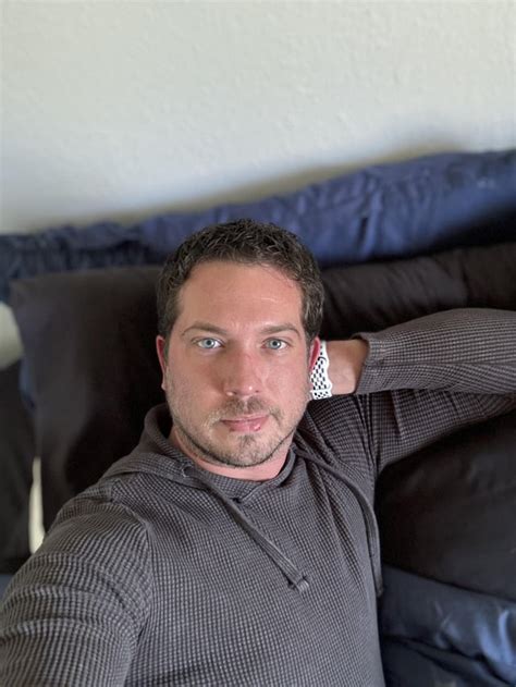 Turning 36 Tomorrow Daddy Or Otter Rgaydaddiespics