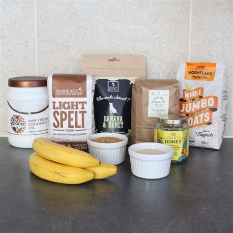 Banana And Honey Handmade Biscuits Barneys Biscuits 150g Carniraw Ltd