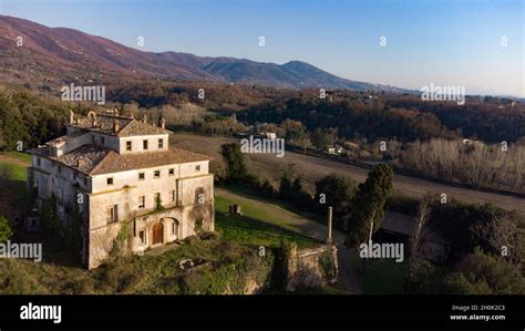 National Trust Von Italien Fotos Und Bildmaterial In Hoher Auflösung