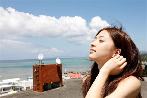 Rina Aizawa Curiousandhorny