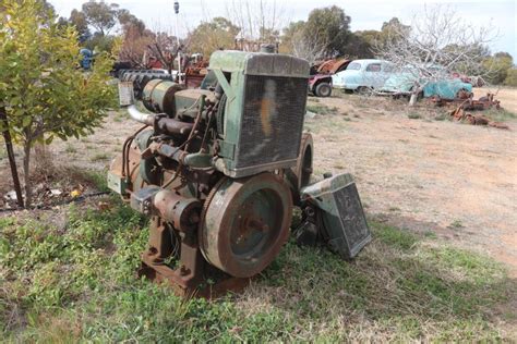 Lot 107 Lister Twin Cylinder 16 Hp Motor Auctionsplus