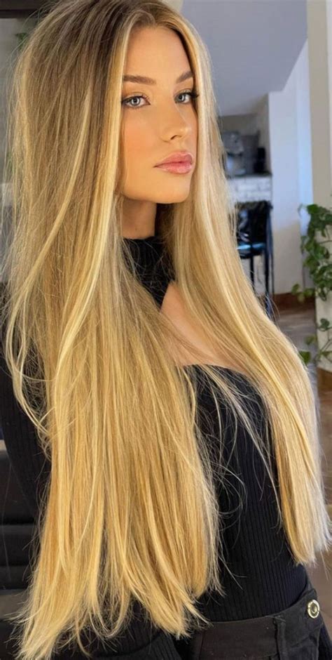Sophisticated Hair Colour Ideas For A Chic Look Honey Blonde Face Framing