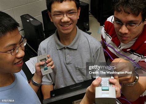 Sam Su Photos And Premium High Res Pictures Getty Images