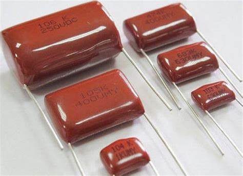Polyster Polyester Capacitor 10 At ₹ 030piece Polyester