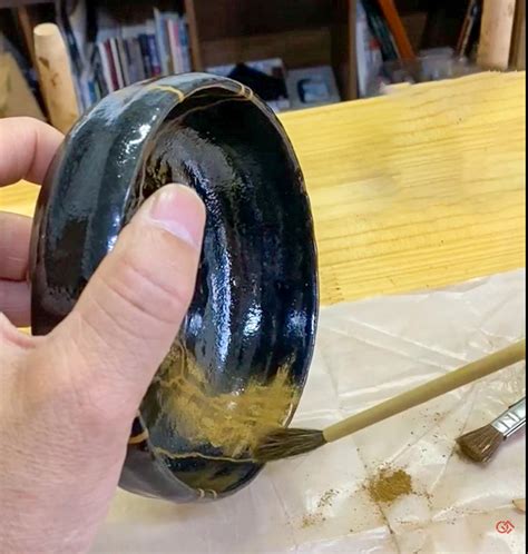 Authentic Kintsugi Pottery Matcha Bowl The Kintsugi Labo Japan