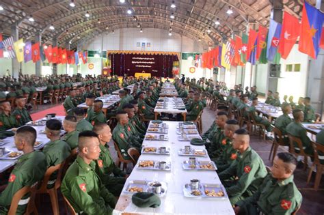 Khit စစ်သင်တန်းဆင်းပြီး ၁ ရက်အကြာ စစ်မှုထမ်းအပတ်စဉ် ၁၁ မှ တပ်သားသစ်များကို နိုင်ငံတစ်ဝန်း ရ