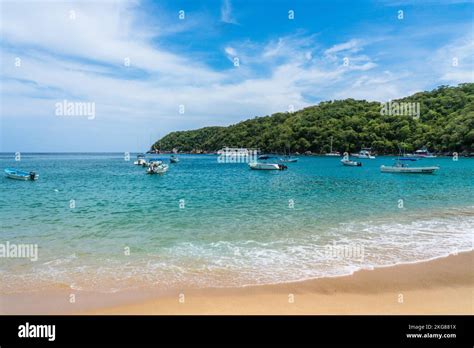 Recreational Boats At Maguey Beach In Huatulco National Park On The