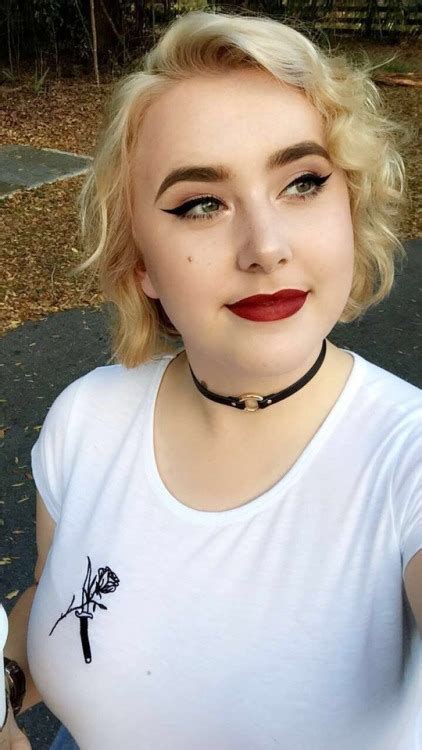 Guy Gets Gay Blowjob In Car Antimasop